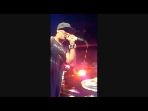 Jared Gomes of Hed P.E. speaks (B.B. King Club Live 8-21-2014)