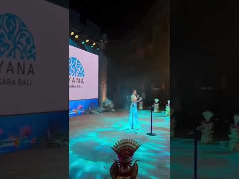 Opening section by MC