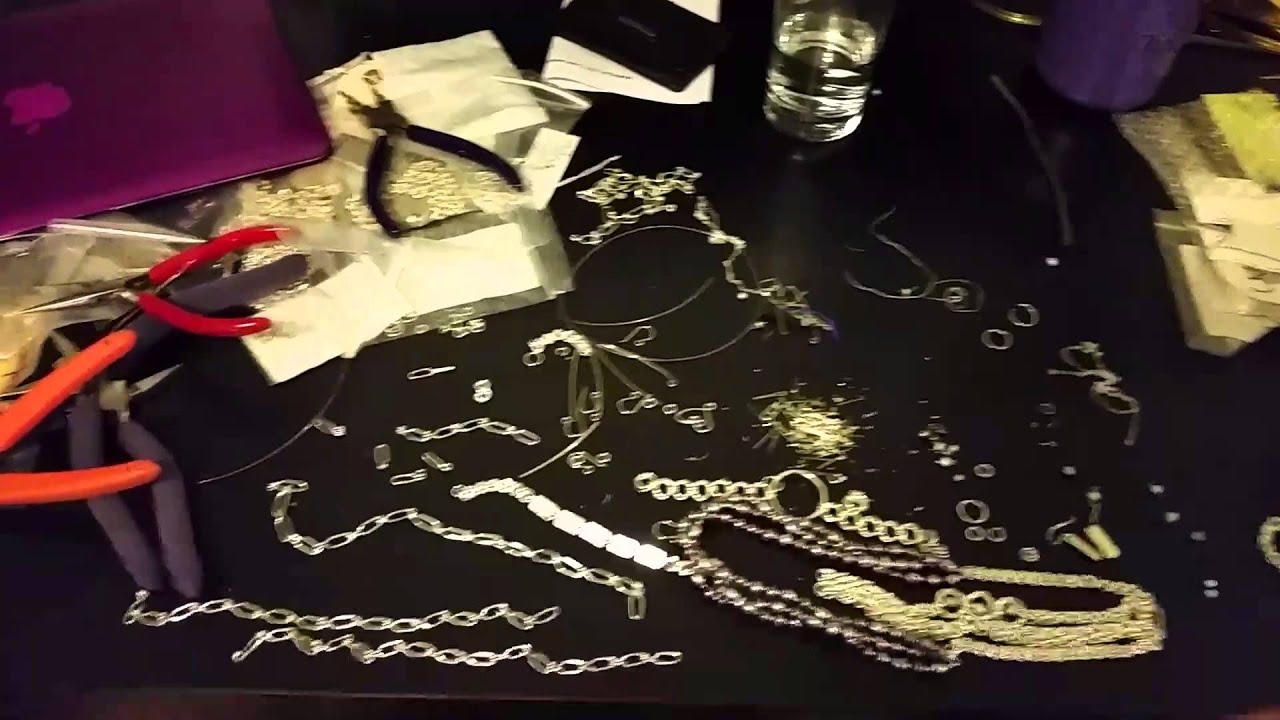 A tour of my studio | Linkouture Vlog No. 1