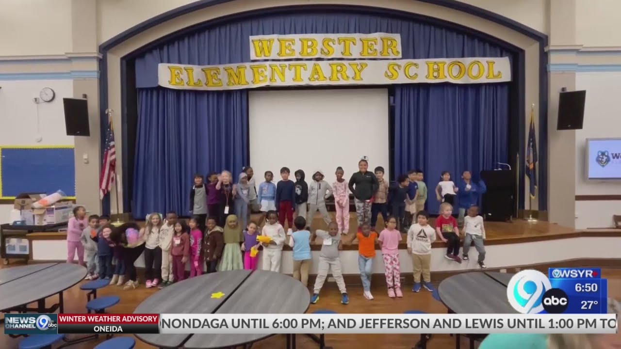 Kate Thornton visits the 1st graders of Webster Elementary school in the Syracuse City School Distri