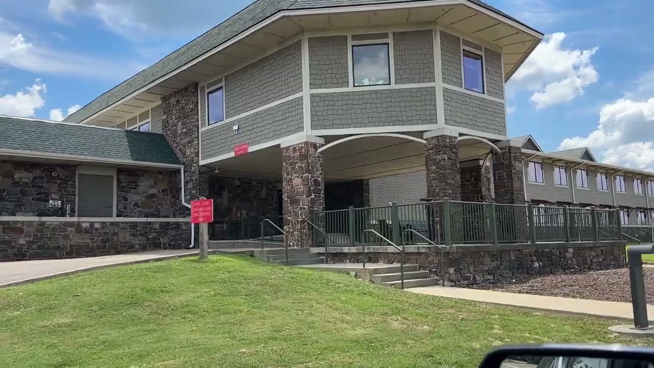 Queen Wilhelmina State Park Arkansas | Branson Missouri the Long Way