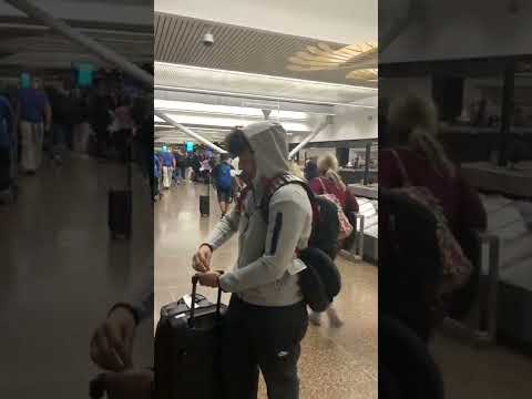 SeaTac airport picking up-Javon Holt in from GA