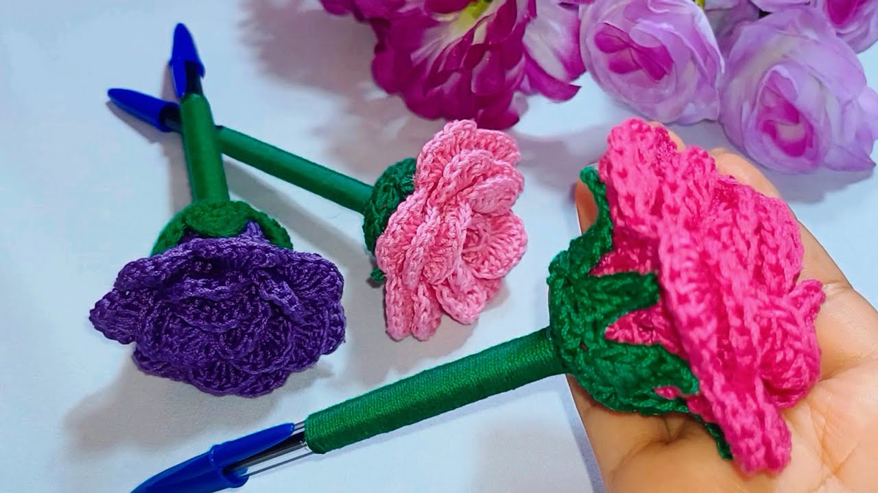 Fácil 🖊Bolígrafo con Rosa🥀 a Crochet. Se venden MUCHO