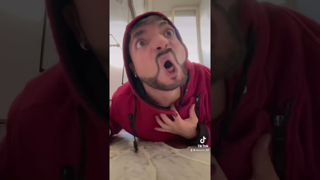 Mercuri_88 Official TikTok - Help me!