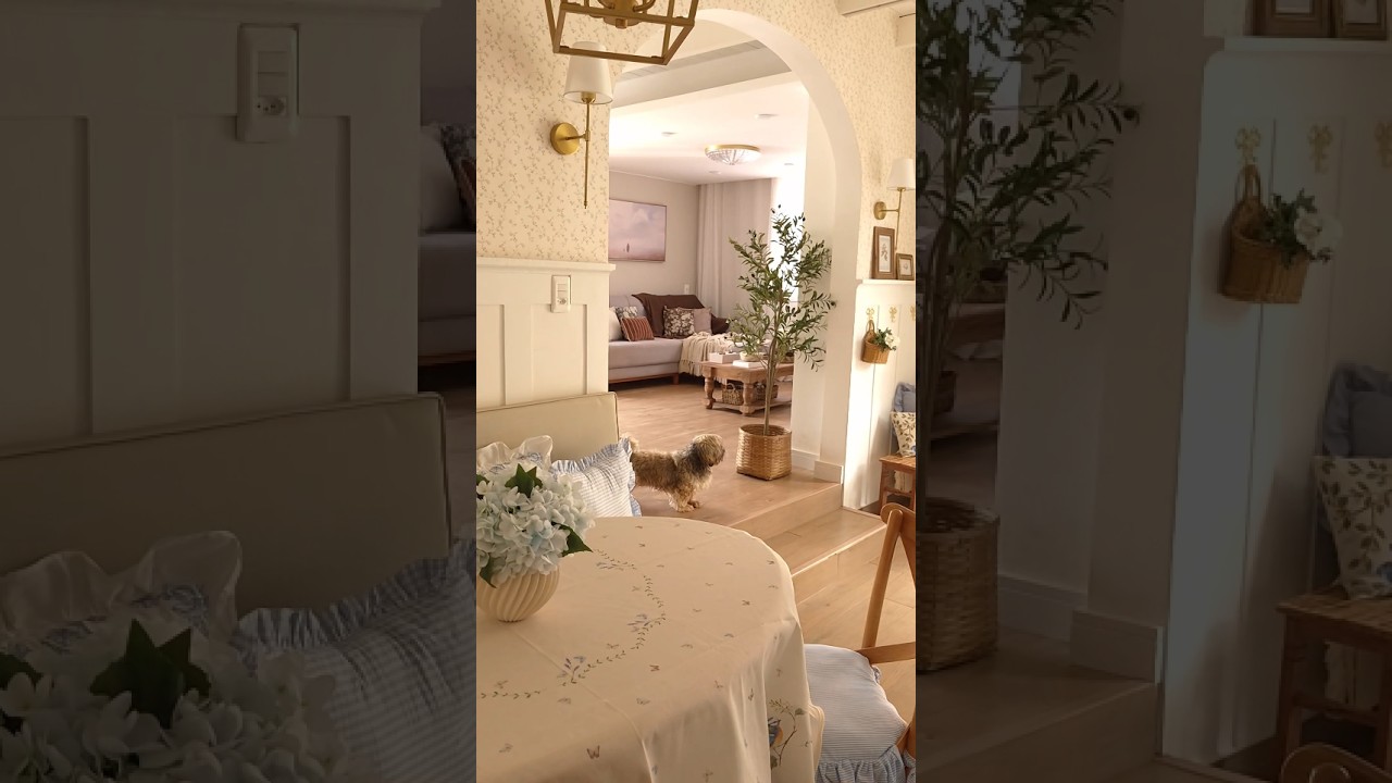 Vintage-Soft & Bright Living Room | Warm White Cottage Charm#vintagestyle#cozyhome#shorts#viral#home