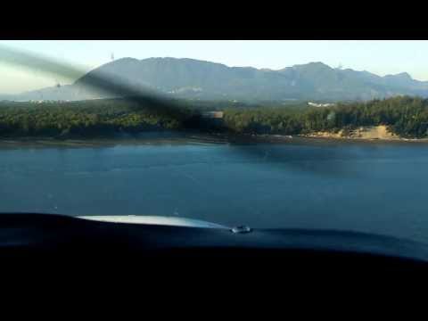 Landing at Nehalem Bay State Airport 3S7 Manzanita, OR Skyhawk