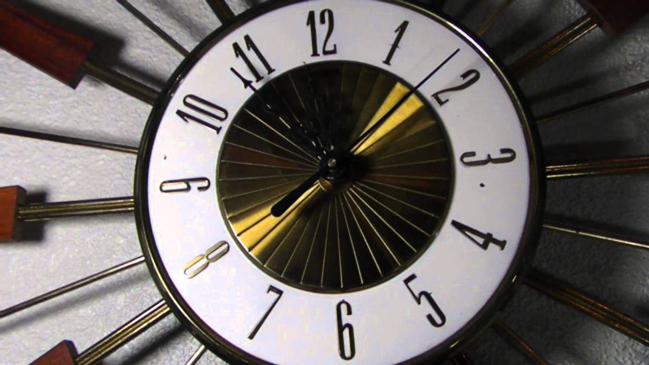 Vintage Mid Century Modern Elgin Atomic Starburst Clock with Matching Candle Sconces