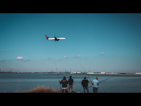 John F. Kennedy Approaches at Runway 4L