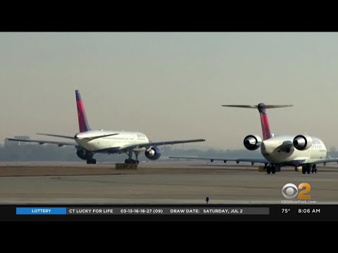 Airline scheduling glitch threatens even more cancellations