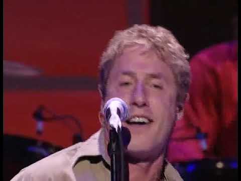 70 Iconic Vocalists Tell All in New Book, "The Singers Talk"