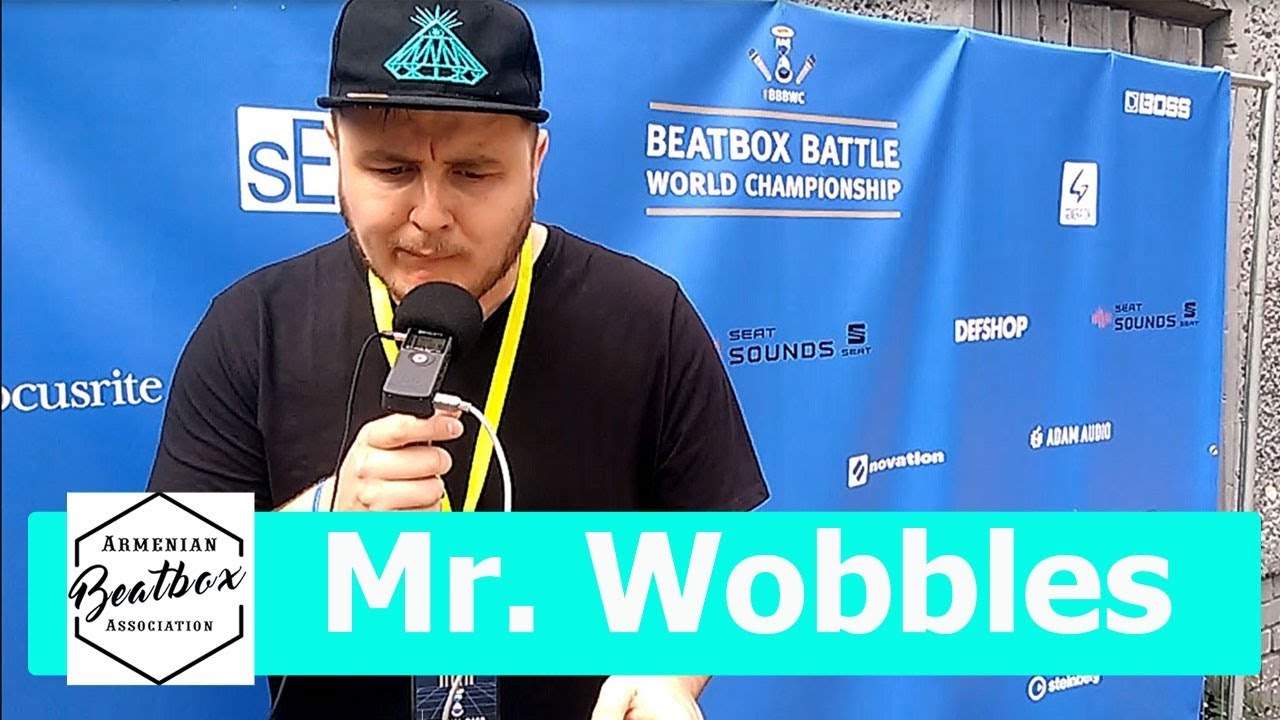 Mr. Wobbles | Teeth liproll master