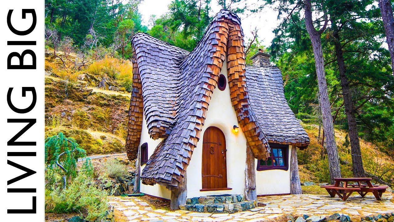 Storybook Cottage By The Sea