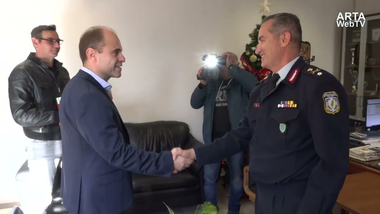 Ο Δήμαρχος Αρταίων με τον Πρόεδρο και τον Αντιπρόεδρο του Σωματείου ...