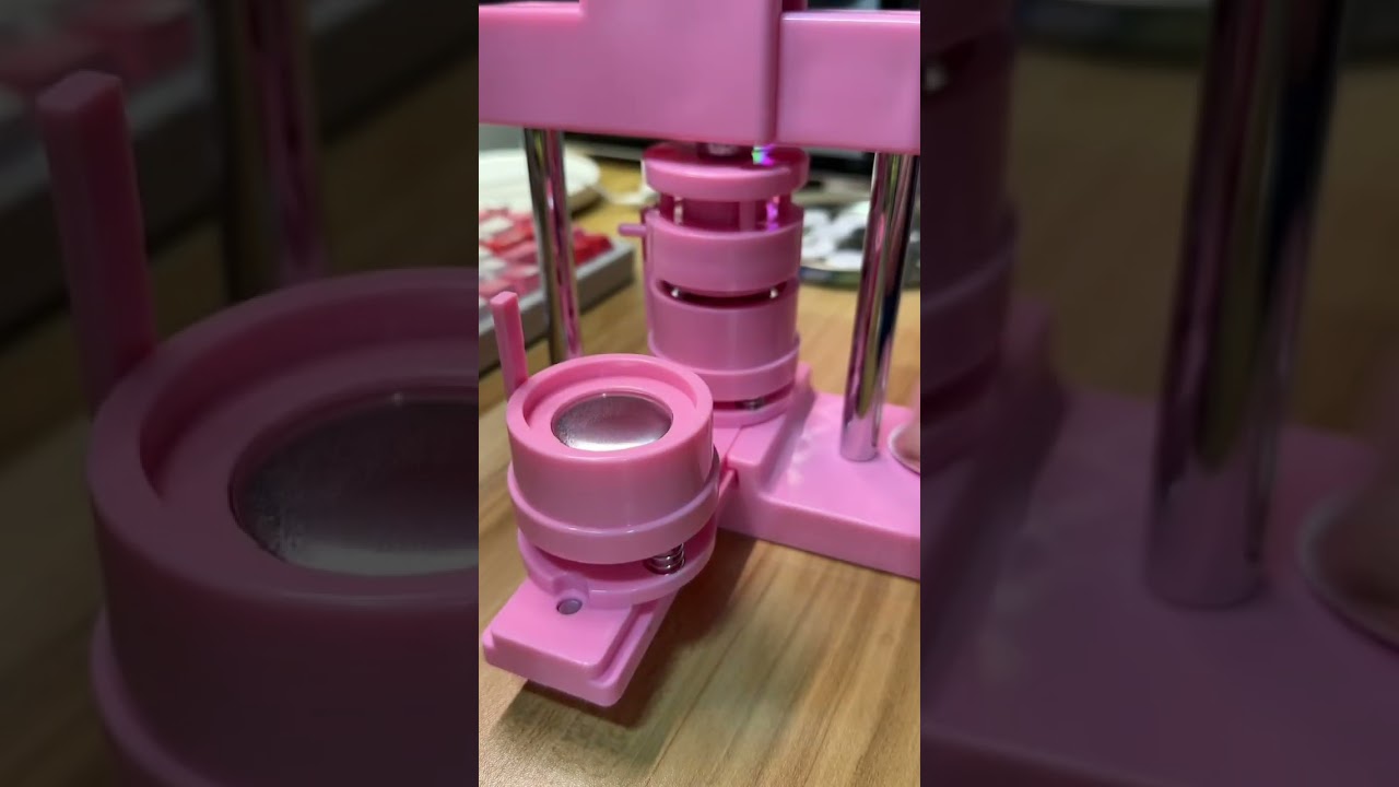 let’s make matte button pins w/ my new button pin maker! ( ◠‿◠ ) #smallartist