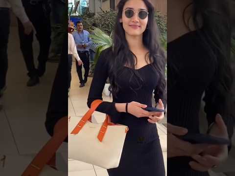 12th Fail Actress Medha Shankar Papped #shortvideo #shorts