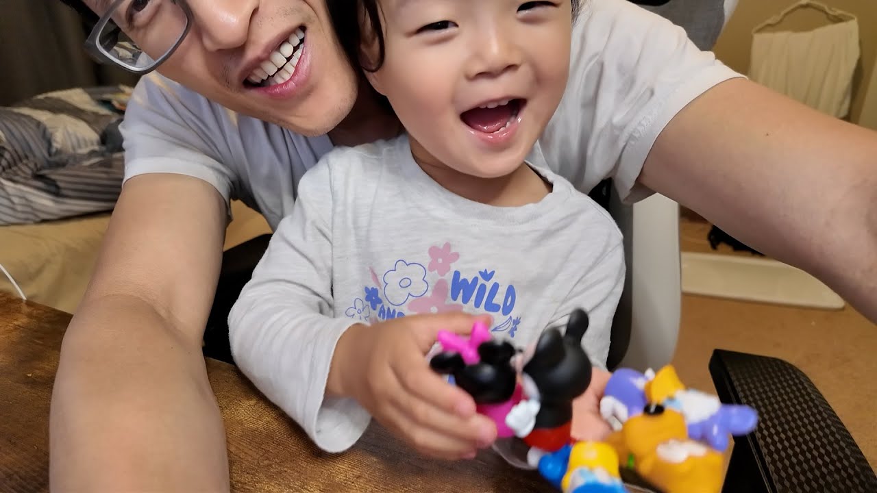 Disney Mickey Mouse & Friends Finger Puppets 🐭 | Fun Bath & Party Toys!
