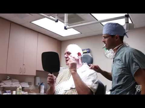 Mayo Clinic Minute: The ABCDE melanoma check