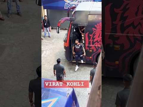Virat Kohli at Siraj Home in Hyderabad|SRH v RCB #virat #viratkohli #trending #ipl #tataipl2023