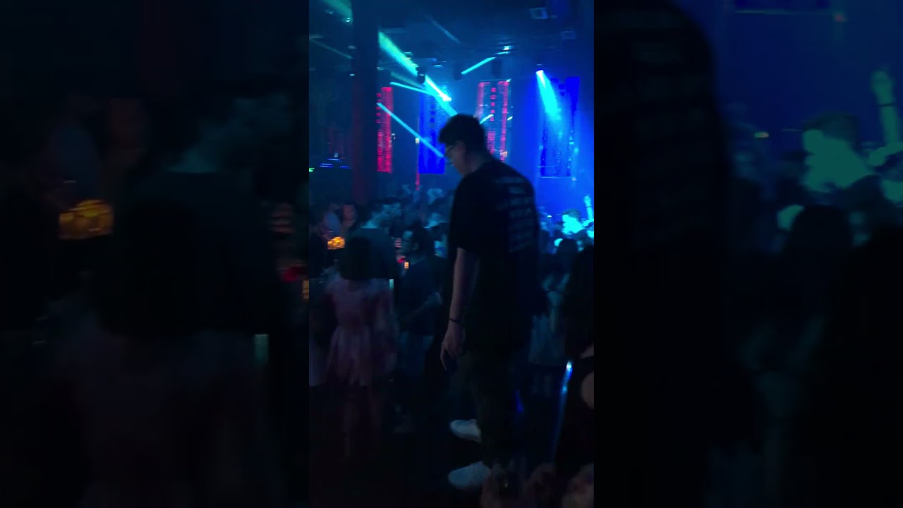 🇵🇭 Fun Night at Royal Club in Makati, Manila, Philippines 🎉