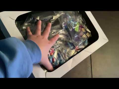 Opening the Milky Way Lego set