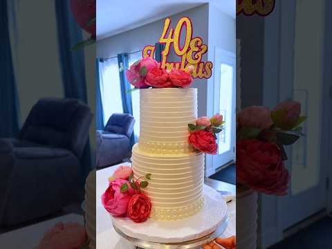 ELEGANT 2-TIER 40TH BIRTHDAY CAKE | PEARLS & FLOWERS DESIGN #birthdaycake #40thbirthday #40th