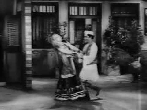 The Three Mumtazes in Basant (1942) | Dances on the Footpath