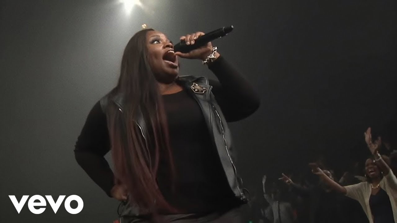 Tasha Cobbs - Put A Praise On It (feat. Kierra Sheard) (Live) ft. Kierra Sheard