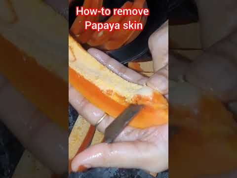 how-to remove papaya skin #trending#shortsfeed#viral #shorts #papaya