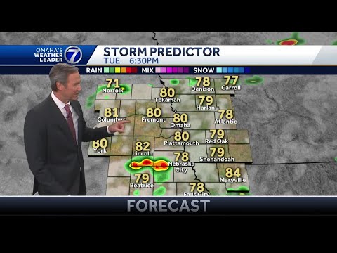 Tracking rain chances for Omaha