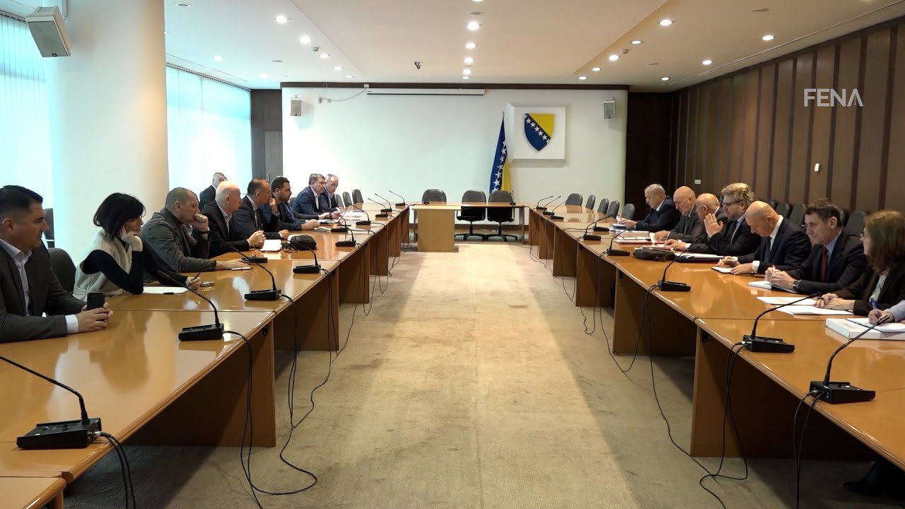 Stranke u BiH nisu ni blizu dogovora o izbornom zakonu - Jabuka.tv