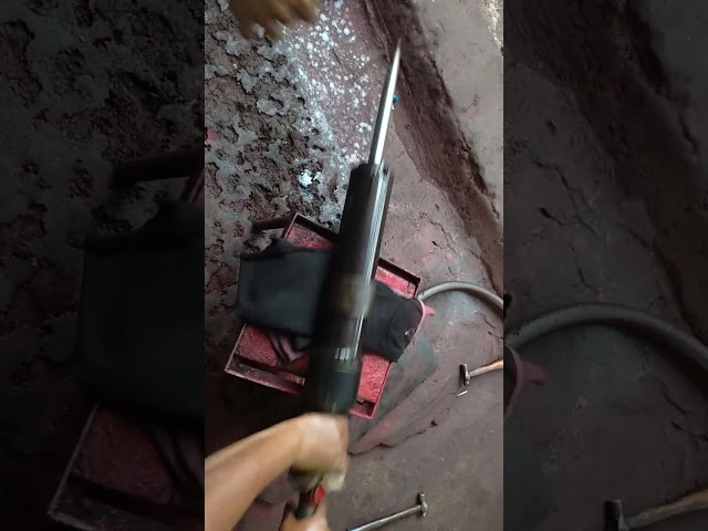 Pneumatic Rammer - Pneumatic Hand Rammer 4711 Trader - Retailer from Howrah