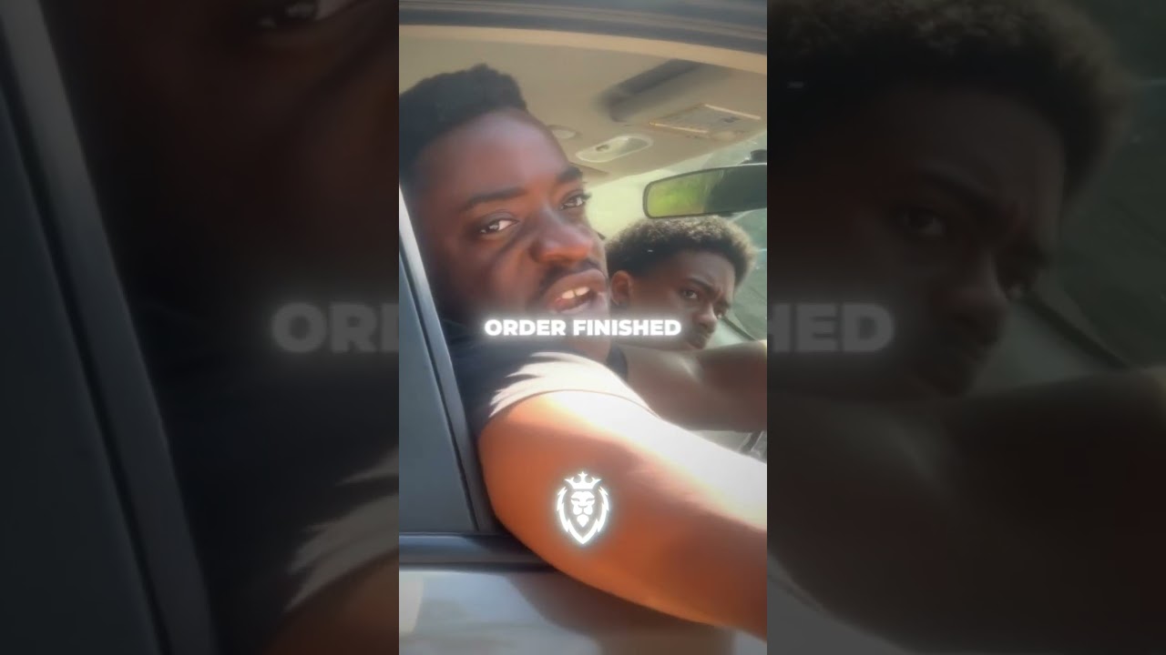 This is the Difference between a Real Friend and a Fake Friend