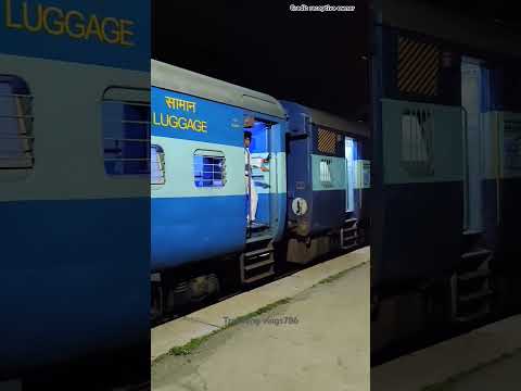 How to shoot a movie in a train #railway #train #railwayphotography