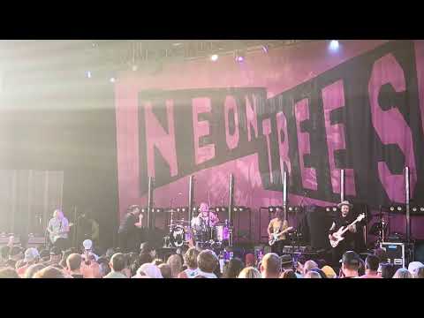 Everybody Talks - Neon Trees for 311 Unity Tour 2024