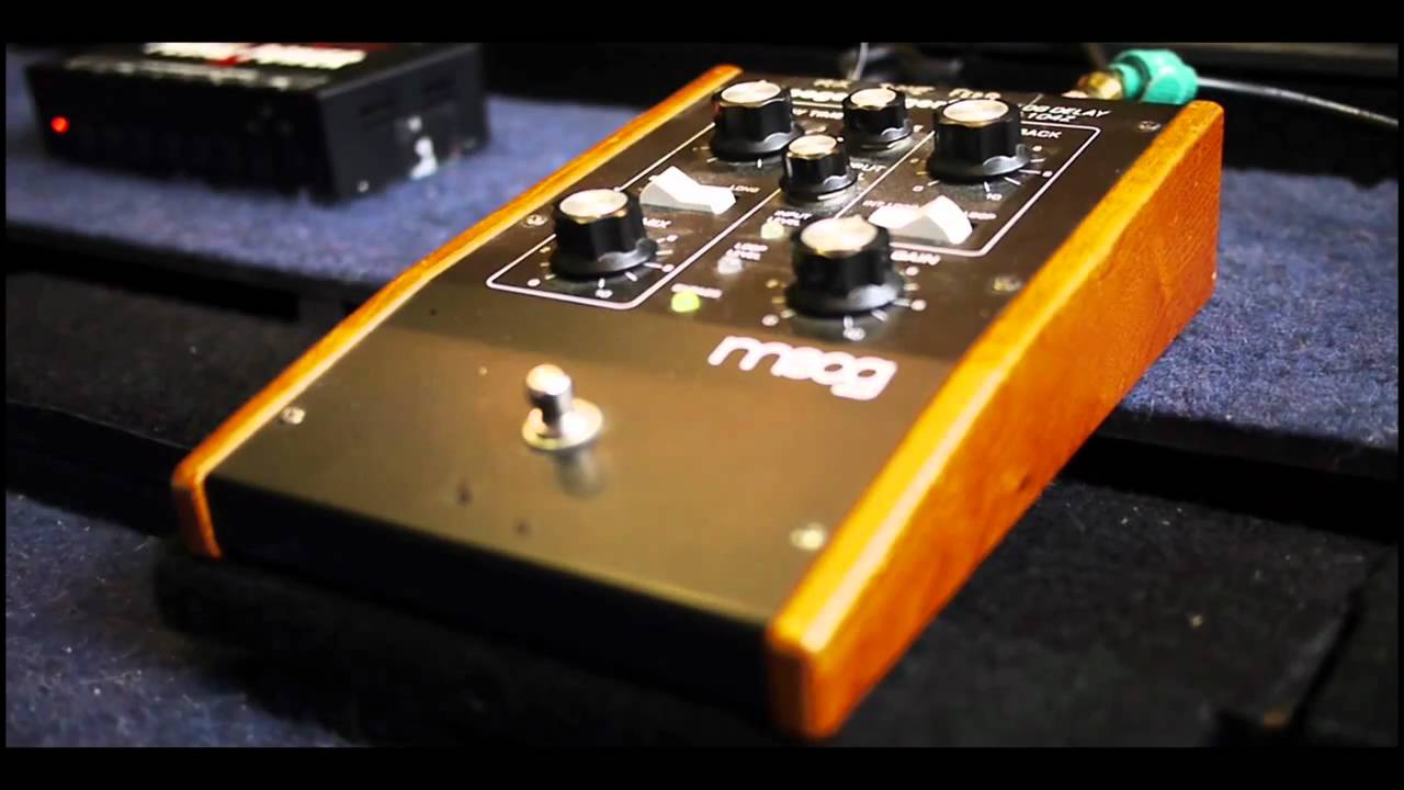Moog MF-104Z analog delay demo
