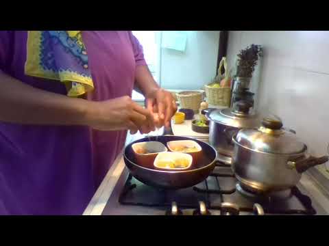 Oeufs en Cocotte - French-Style Eggs for Brunch!