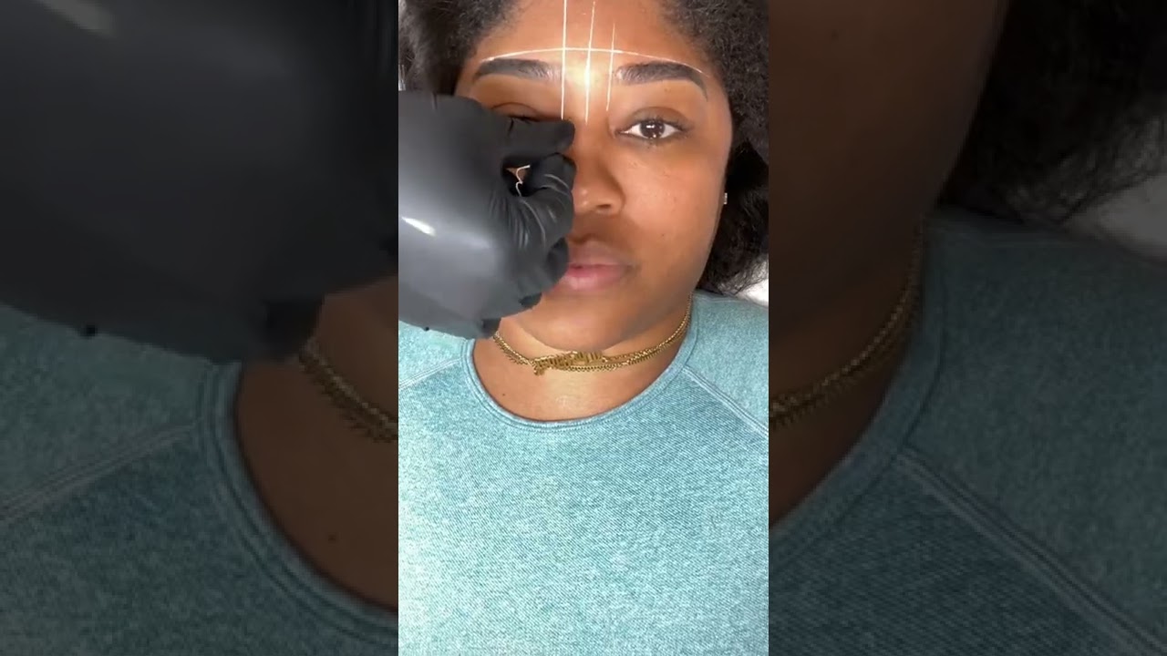 Powder Ombré Brow Touch Up #ombrebrows #nanobrows #microshading #microblading #browshaping #eyebrows