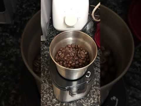 HOW TO GRIND A COFFEE BEAN