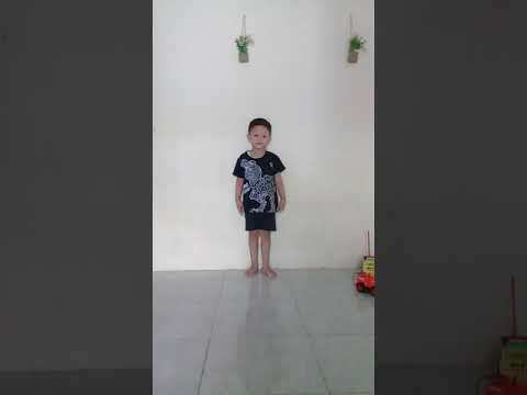 Menirukan gerakan kelinci melompat🐇