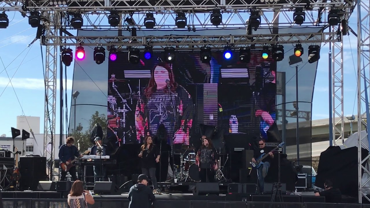 Hire Counterfeit Radio - Party Band in Allen, TX | GigSalad