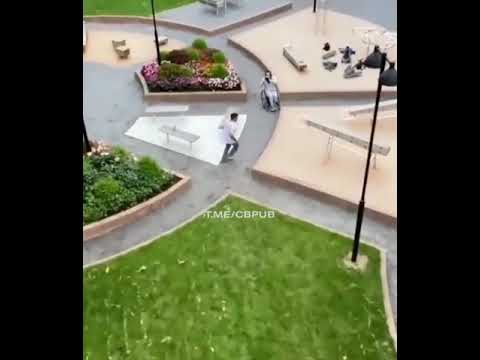 Dangerous parkouring from tall buildings