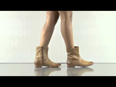 Jillian Short Zip Soft in Camel 74372 Frye Shoes