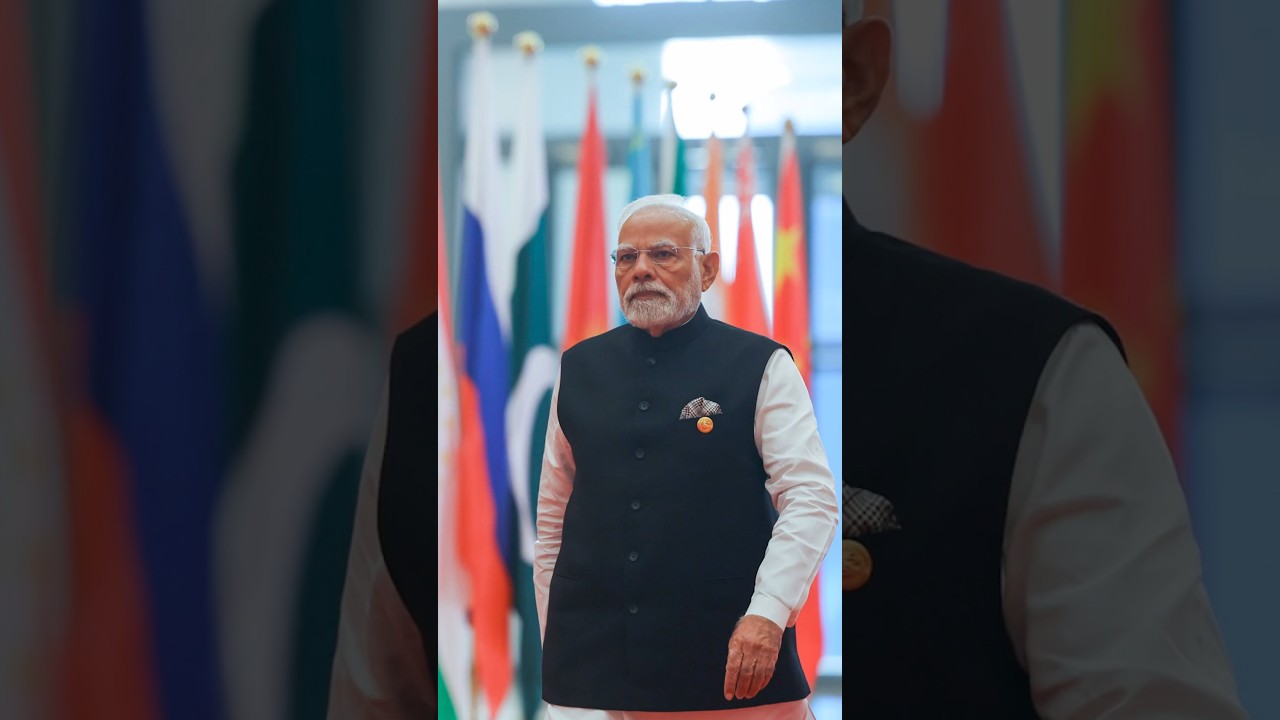 PM Modi meets Presidents Putin & Jinping at the SCO Summit in Tianjin, China | #shorts