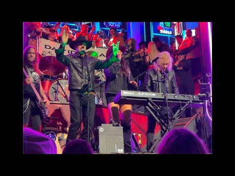 Kid Rock Recently Stormed Off Stage After The Audience Didn’t Clap ...