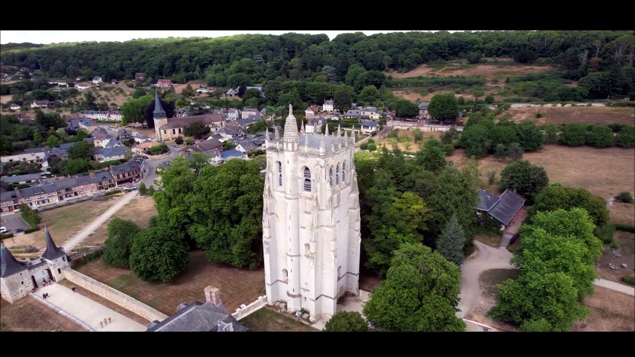 l'abbaye Notre Dame du Bec-Hellouin anamorphique 4K