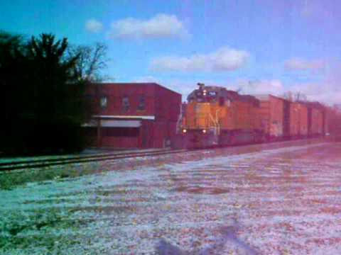 UP 706 Blasts through Johnson Creek WI 10/20/14