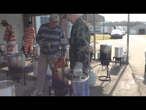 Calhoun County community turkey fry