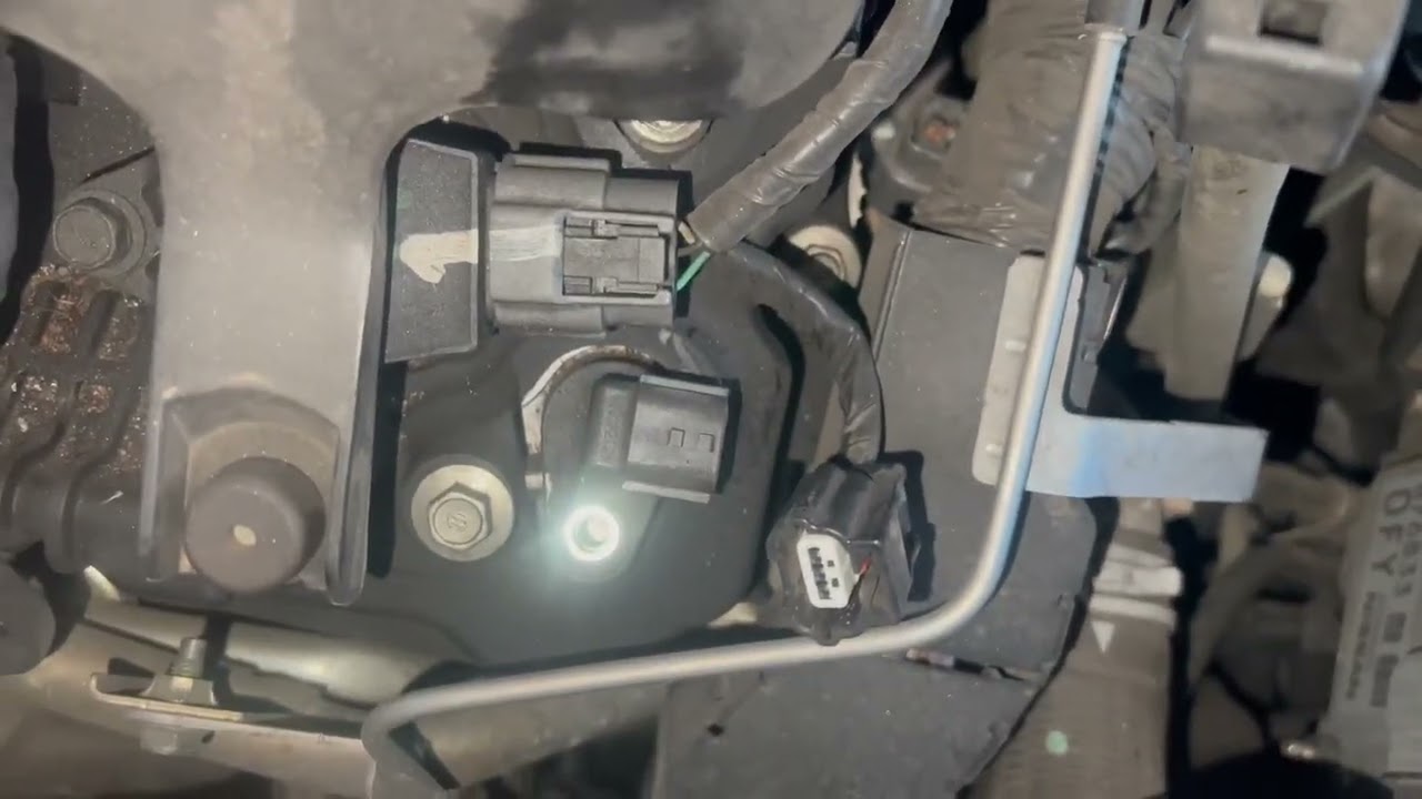 2017 Nissan Pathfinder Replace camshaft position sensor