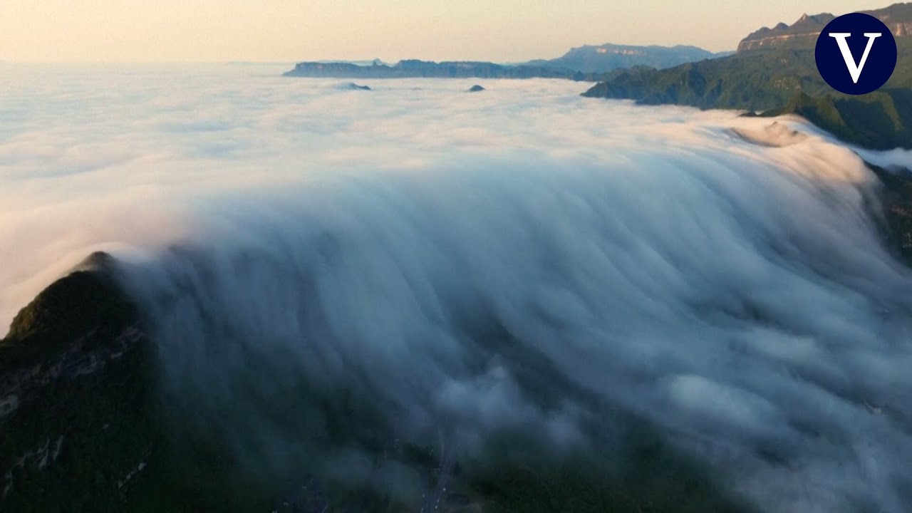 'La cascada de nubes' un fenómeno muy ocasional que se produce en China