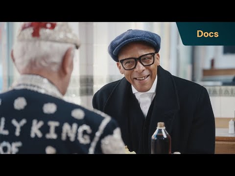 A lesson in cockney rhyming slang: Daisy Roots vs Roman candles | Jay Blades' East End Through Time